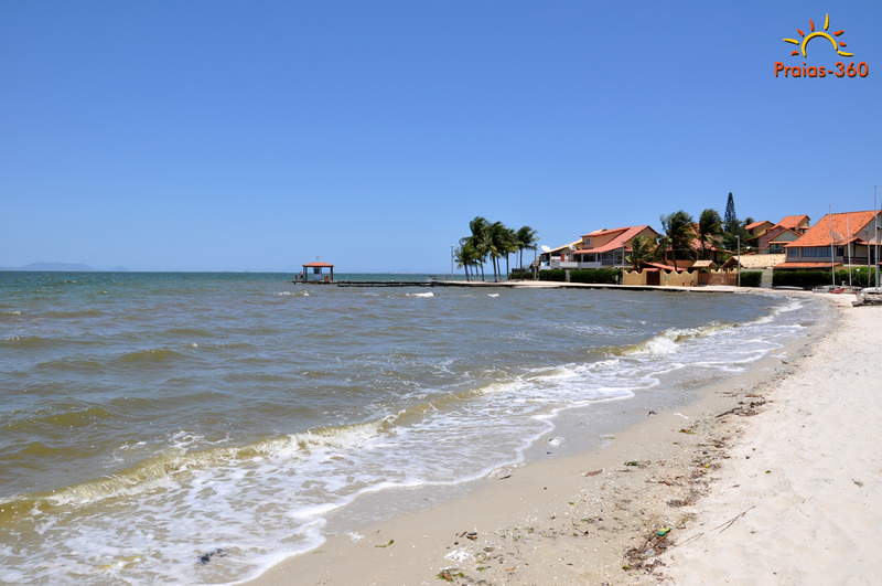 Praia de Iguaba Grande