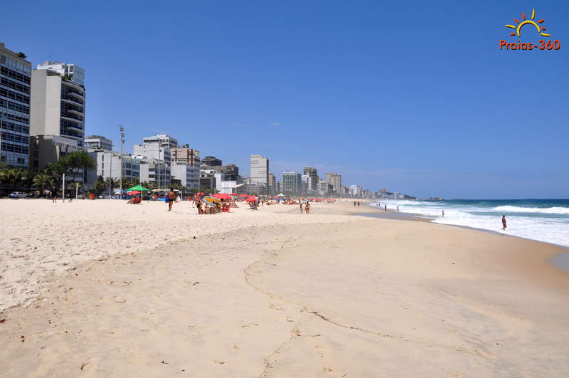 Praia do Leblon