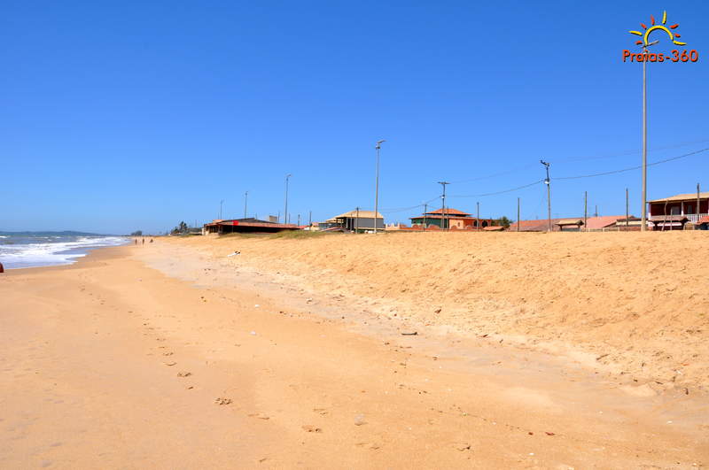 Praia de Unamar
